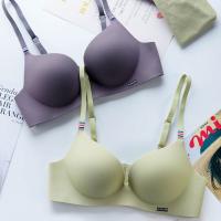China Women One Piece Small Breast a and B Cup Suitable Hot Selling Wire-Free Convertible Straps Lady's Bra for sale