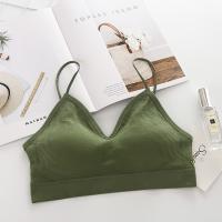 China Strap Wrapped Ladies Wear Sexy Beautiful Back Small Chest Short Vest to Prevent Exposure With Chest Pad Tube Top Sports Bra for sale