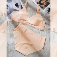 China New Arrival Female Seamless Panties With Bra Pants and Bra Wholesale Comfortable Fashion Womens Panties and Bras Seamless for sale