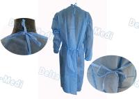 China Long Sleeve Disposable Protective Gowns , Comfortable Dustproof Medical Patient Isolation Gowns for sale