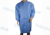 China Non Woven Disposable Protective Apparel SMS Visitor Gown With Knit Collar / Turn Down Collar for sale