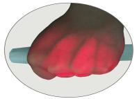China Pocket Mini Vein Finder Machine Medical ABS Material No Radiation Vein Locating Device for sale