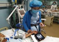 China BS6000 Vein Viewing System Vein Locator Device With Led Light and 8 Inch Touch Screen for sale