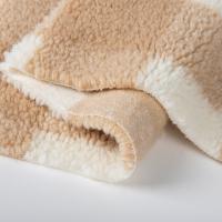 China Home Textile 36F Density Plaid Jacquard Sherpa Fleece Fabric for Winter Jacket and Coat for sale