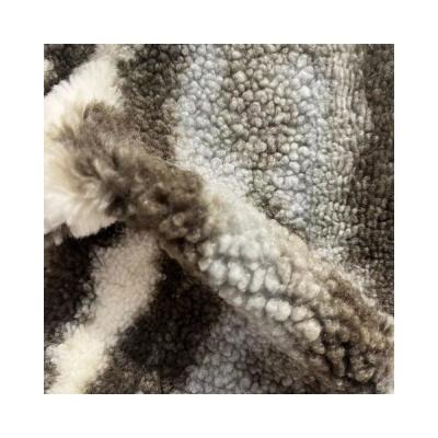 China 100% Polyester Sherpa Fleece Fabric in 58/60