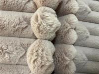 China Soft and Durable Short Pile Faux Fur Fabric for Home Textile Knitted Backing Technics for sale