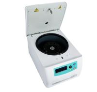 China Compact Lab Centrfiuge 6,000rpm Horzional Rotor 24x5ml For Medical Medical for sale