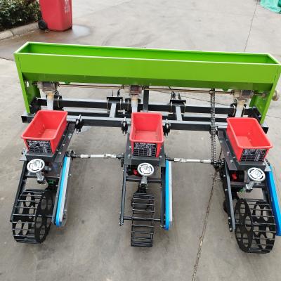 China Gasoline Corn Seeder Planter 15-80hp Tractor Mounted For Large Scale Farming for sale