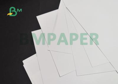 China Uncoated Offset Printing Paper For Notebook Writing 31 * 40inches for sale