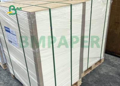 China 2mm Glossy Rigid White Cardboard For Jewellery Box Hard Stiffness 1m x 1.3m for sale