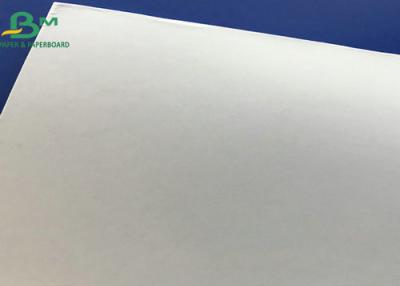 China 50gsm 60gsm 70gsm 80gsm White Wrapping Kraft Liner Paper For Paper Bags for sale