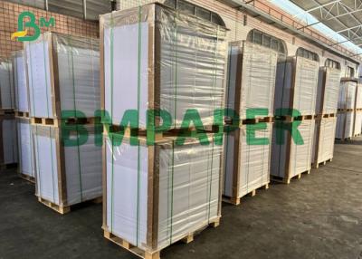 China 40g 100g Good Printing Uncoated Woodfree Adhesive Paper 18mm Width for sale