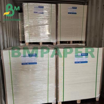 China 370 x 500mm Smooth Surface Bleached Pe Coated Paper For Gift Bag for sale