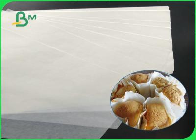 China 100% Safe FDA Food Grade 33 - 38gsm White Cupcake Liner Paper Sheet For Cakes for sale