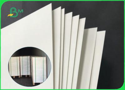 China 0.6mm - 1.4mm High Bulk Absorbent Paperboard Coaster Natural White For Beer for sale