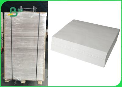 China 42gsm 45gsm 48.8gsm Uncoated Newsprint Paper In Sheets / Rolls High Brightness for sale