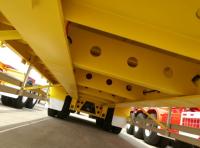 China CIMC HUAJUN 3 Axle Low Bed Semi Trailer Truck Trailer Equipment Transport Hydraulic Lifting Low Boy Trailer Fuwa Axle Heavy Duty for sale
