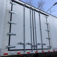 China Design CIMC HUAJUN 3 Axles Aluminium Alloy Cargo Box Semi Trailer for 50 Ton Capacity for sale