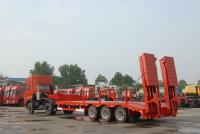 China 20 to 100 Ton Max Payload Steel 3 Axles Lowbed Semi Trailer for Heavy Equipment Transport for sale