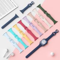 China Soft Silicone Wristband Sport Watch Band 44mm 42mm 41mm for Apple Watch Series 11 10 9 8 SE 3 2 Silicone Rubber Strap for Women for sale