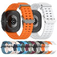 China Eraysun Sports Hollow Silicone Watch Strap for Samsung Watch 7 Ultra 47mm Watch Bands Watch Accessories for sale