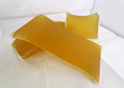 China Rubber Based PSA Hot Melt Adhesive with 2000±500 mpa*s Viscosity and ≥30N/2.5cm Peel Strength for Sanitary Products for sale