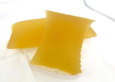 China JaourTak 1030 1032 Synthetic Rubber Hot Melt Pressure Sensitive Adhesive for PET Bottle Labeling 110-140C for sale