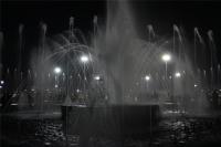 China Program Control Outdoor Water Fountain with 220V/380V Voltage and 12-Month Warranty for Large Public Spaces for sale