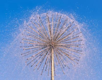 China Stainless Steel 304 LED Dandelion Water Fountain with 24V RGB Lighting for Amusement Parks for sale