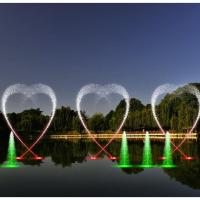 China 380V Floating Water Fountain System with 30m Spray Height - Digital Swing Nozzle & LED Lighting for sale