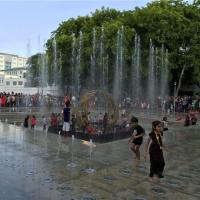 China LED Music Fountain with Stainless Steel RGB Underwater Lights 24V 5W-36W for 40m×40m Public Spaces for sale