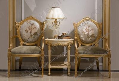 China Livingroom Furniture Wood Carving Part Furniture Decorative Chairs Gilt Furniture for sale