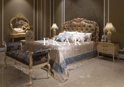 China Italian Luxury Antique Carved Wood Fabric Bed Bedroom Furniture for sale