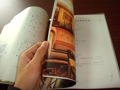 China Custom Perfect Bound Brochure Book with Full Color Offset Printing and Durable Perfect Binding for OEM Catalogs for sale
