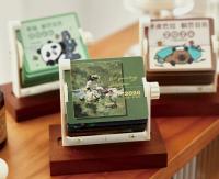 China Hand-Crank Mechanical Flip Desk Calendar for sale