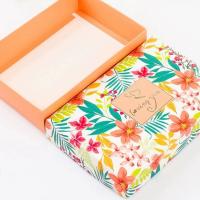 China Foldable Lid and Base Paper Boxes Foil Stamped For Gift Packaging for sale