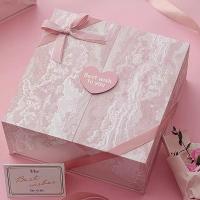 China Double Door Folding Gift Boxes with Heart Seal and Paper Bag Set for sale