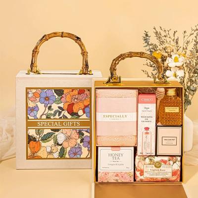 China Suitcase Style Rigid Gift Boxes With Bamboo Handle For Luxury Packaging for sale