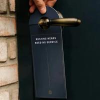 China Hotel Door Hanger Signs With Double-Sided Printing For Room Service for sale