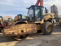 China Caterpillar CS-683E Used Vibratory Drum Compactor 173hp for sale