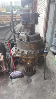 China Belparts Excavator Swing Gearbox PC650 for Komatsu 706-77-01124 344KG for sale