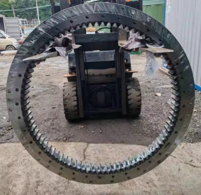 China DX300 Doosan Excavator Slewing Bearing 109-00181A Swing Ring OEM Replacement 1 Piece for sale