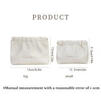 China Custom logo Makeup Bag Travel Supplies toiletry pouch Lipstick Storage pouch Earphone Jewelry Leaf Spring Bag Mini Cosmetic Bag womens handbag for sale
