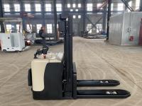 China 1.5 Ton Electric Pallet Stacker 7500mm Standard Lifting Height for sale