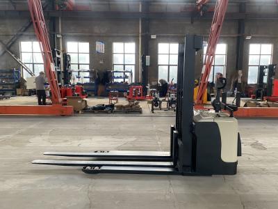 China Walking Electric Reach Forklift 1500 KG Capacity AC Drive Fork Tilts Forward And Backward for sale