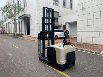 China Pedal Type Electric Pallet Stacker Airlift Balanced Inflatable Shaft Diameter 6 Inches for sale