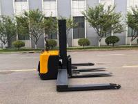 China 1200 mm Lifting Height Non-Standard Pallet Stacker for Liquid Crystal Glass Moving for sale
