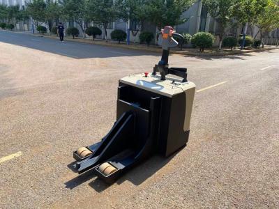 China Battery-Powered 5 Tons Load Capacity Electric Tow Tractors Tuggers For Heavy Loads for sale