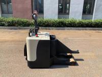 China 5000 KGS Electric Tow Tractors Tuggers With Load Support Rod Electronic Steering for sale
