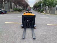China Electric Counterbalance Forklift Truck 2000 KGS with Battery Capacity 24V 210AH for sale